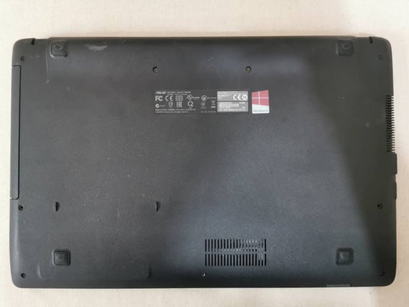 لپ تاپ Asus X551CAP کد 8021 - فروشگاه اینترنتی ایزا شاپ